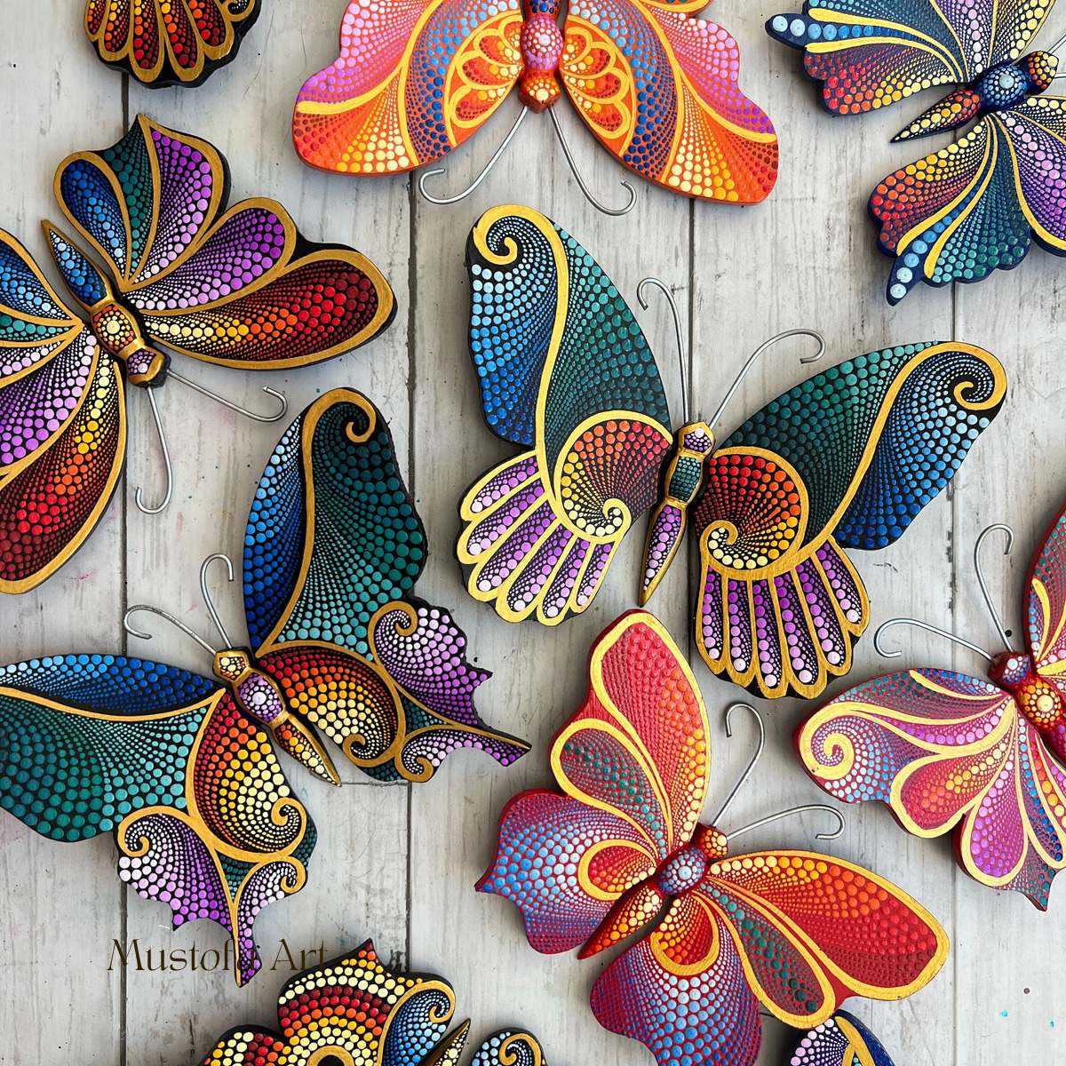 Mini Magical Butterfly Hand carved and Dot Painted by Mustofa Art ...